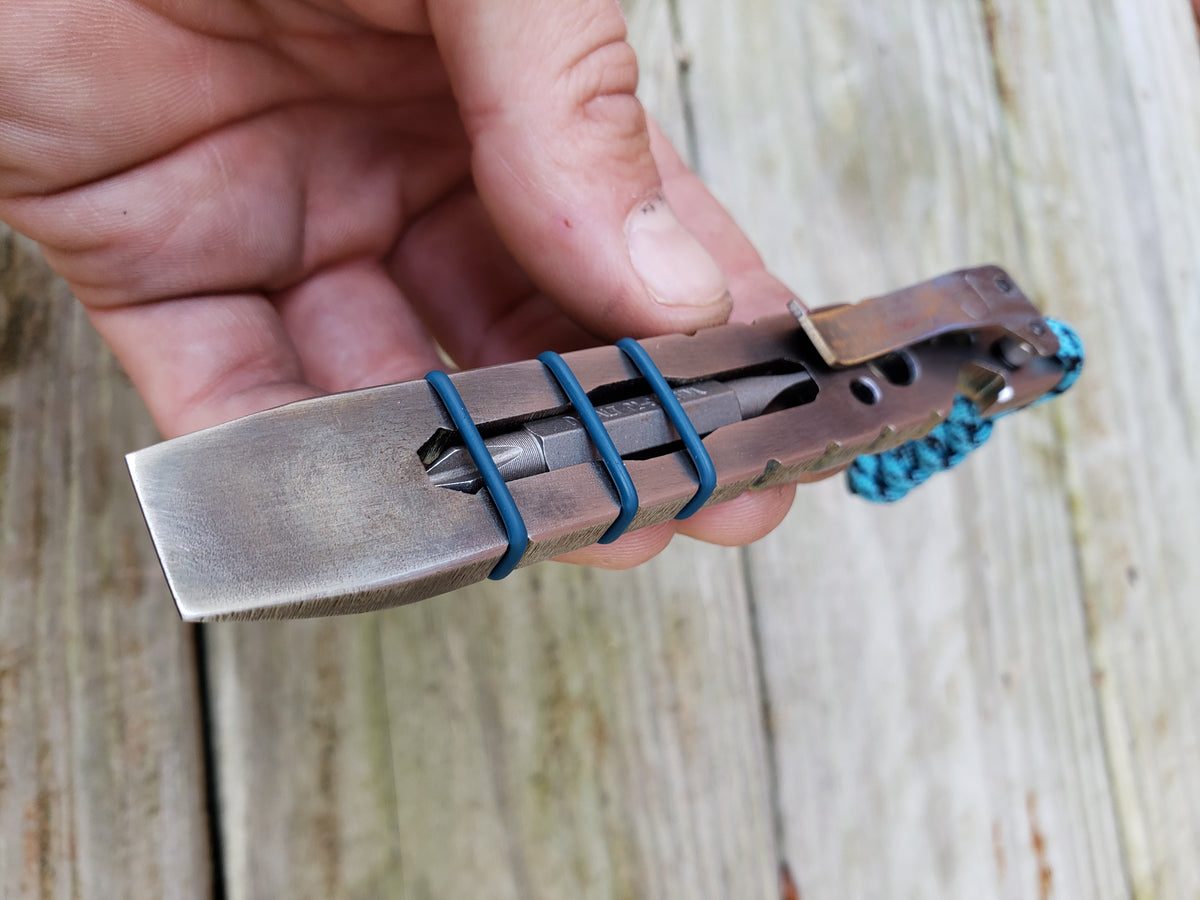 The Husky Double Bit EDC Pocket Pry Bar Multitool - Gun Metal – Teale ...